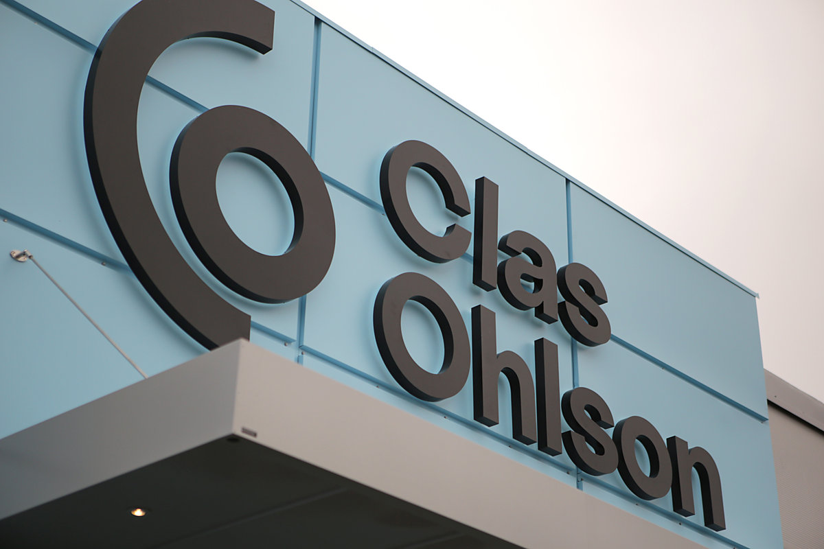 Clas Ohlson year-end report 2023/24 - about.clasohlson.com