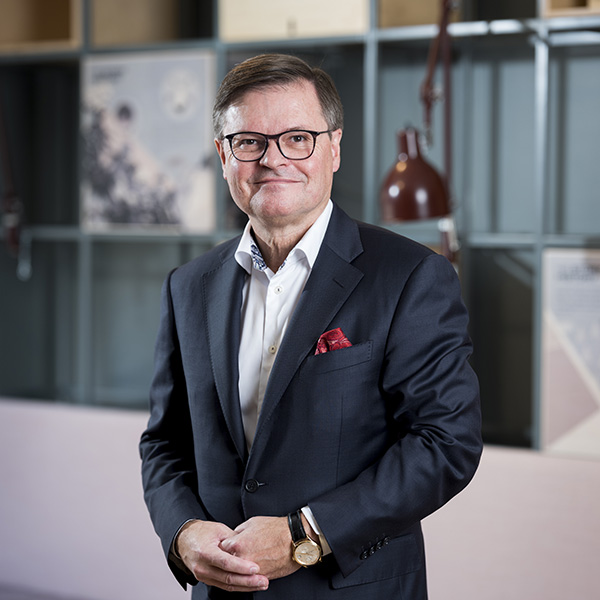 Board of Directors - about.clasohlson.com